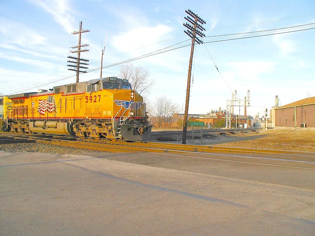 UP 5927 CSX C&O Line